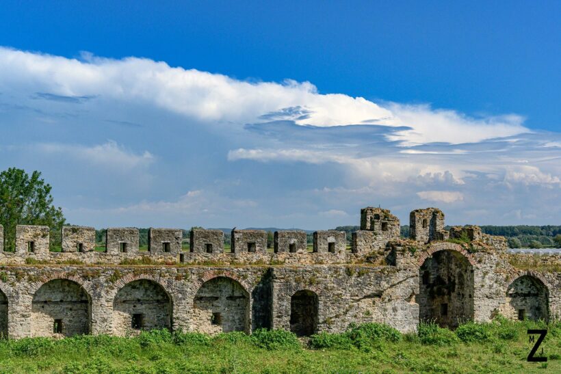 10 kala dhe fortifikime në Shqipëri që nuk duhen lënë pa vizituar ...